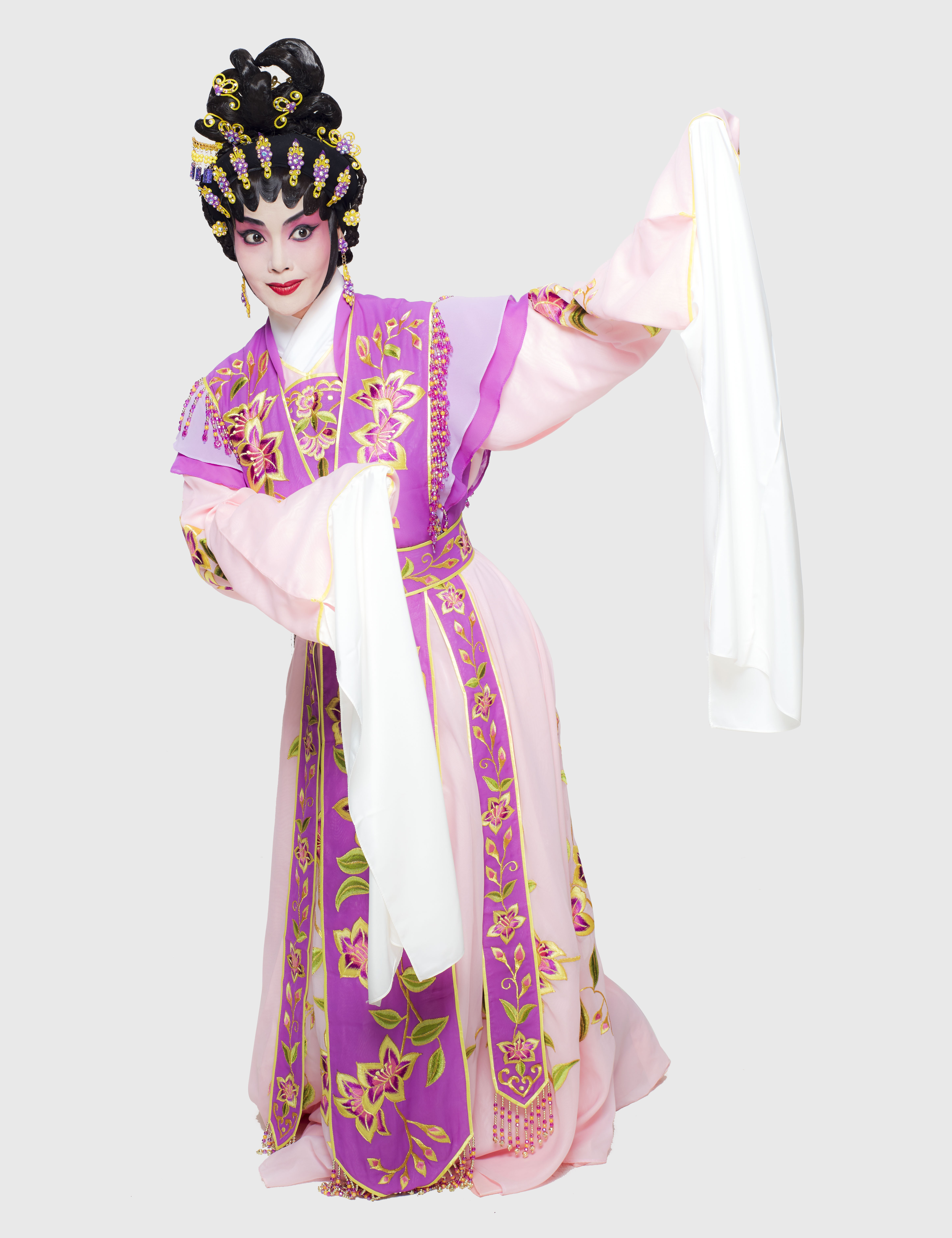 Rising Stars Pass on the Cantonese Opera Heritage, Offering an Ensemble ...