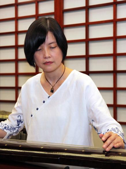 Pure Harmonies: Guqin Concert by Jinghe Qin Society｜Xiqu Centre